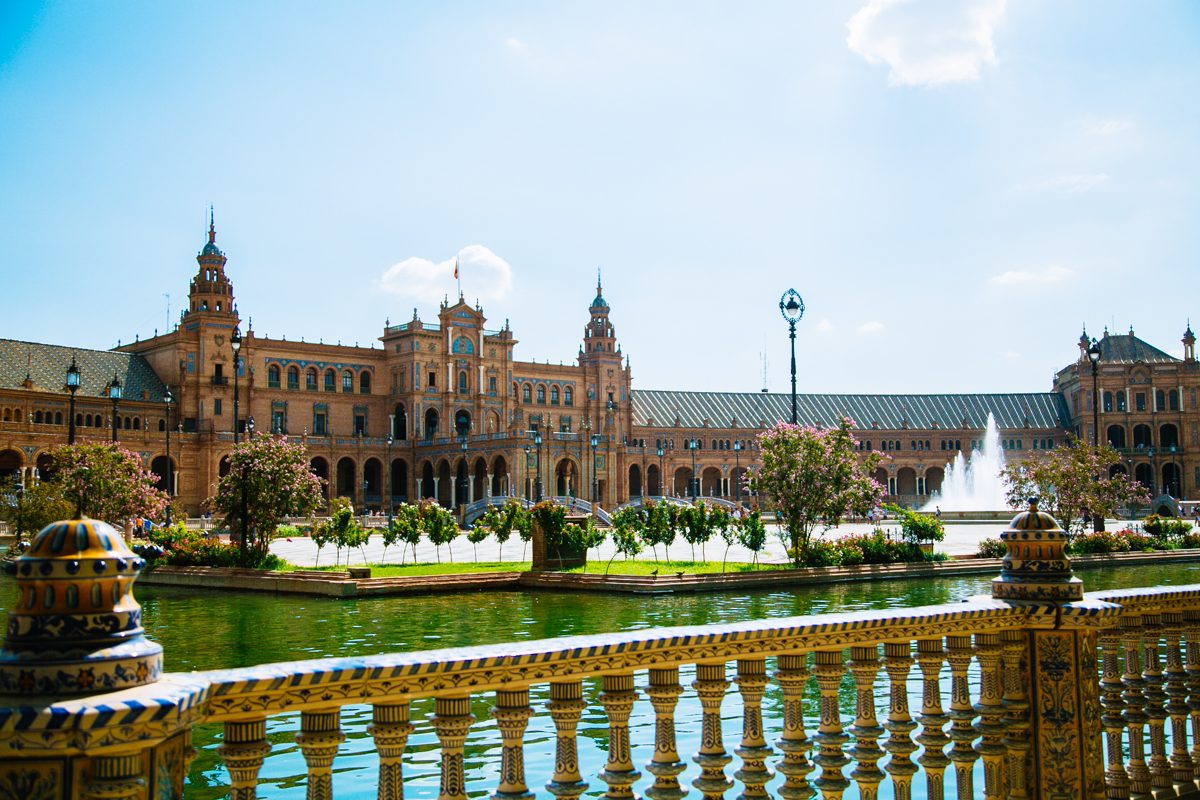 Visite de la Plaza de España, incontournable à Séville (place d'Espagne)